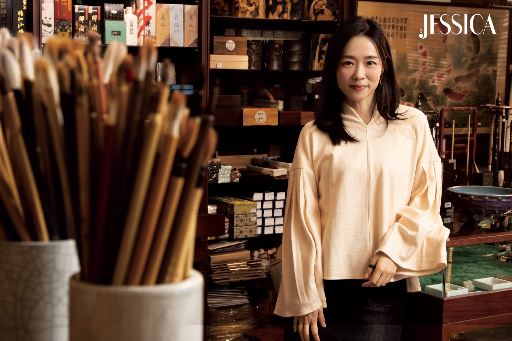 心無妄思 默而成之 | 巫墨筆歡 Katrina Mo 以書畫承傳「無用」價值